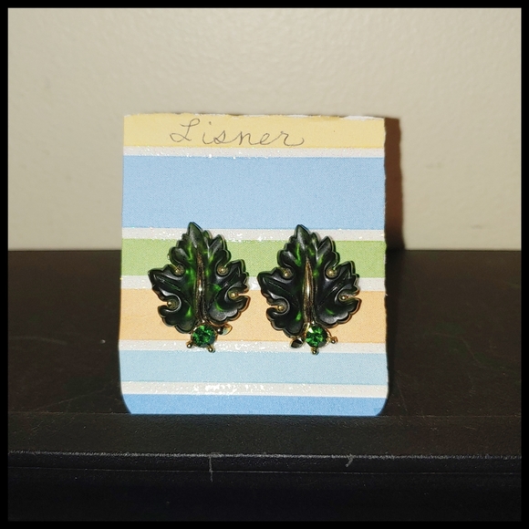 Lisner Jewelry | Jewelry | Vintage Lisner Enamel And Rhinestone Leaf ...